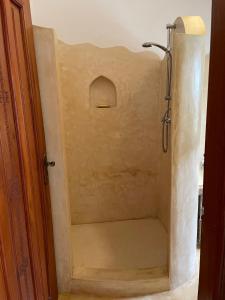 Paka House-Rafiki Village, Watamu (updated prices 2025)