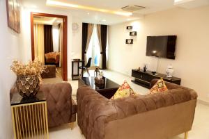 Luxury Apartment with Balcony in Gold Crest, DHA - Skyview Suite ...