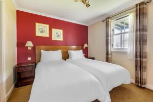 The Kenmore Club, Kenmore (updated prices 2025)