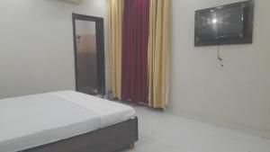 Hotel Prime Rose, Lahore (updated prices 2026)