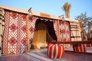 Al Khayma Camp "Elite Glamping & Dining in Experience", Hunaywah ...
