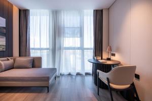 Atour Hotel Guangzhou Huangpu Development Zone Baoying, Guangzhou ...