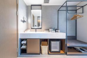 Atour Hotel Guangzhou Huangpu Development Zone Baoying, Guangzhou ...