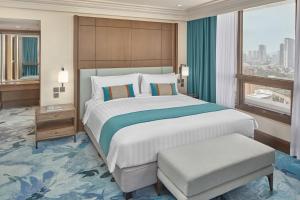Holiday Inn Manila Galleria, an IHG Hotel, Manila (updated prices 2024)