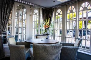 The Lord Bute, Highcliffe (updated prices 2026)