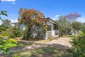 Swim Two Birds, Erowal Bay (updated prices 2024)