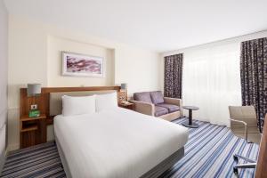 Holiday Inn Leeds Garforth by IHG, Garforth (updated prices 2025)