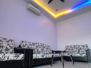 Padang Temu Near TOWN Homestay 9pax @ ExcluSuites Malacca, Malacca ...