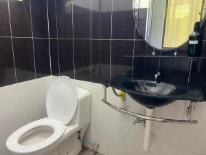 Padang Temu Near TOWN Homestay 9pax @ ExcluSuites Malacca, Malacca ...