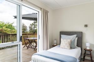 Calypso Cottage, Raglan (updated prices 2025)