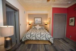 Dodici Night Suites, Washington (updated prices 2025)