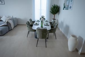 Luxury Apartment 3 Bedroom & Rooftop, Irqah Riyadh, Riyadh (updated ...