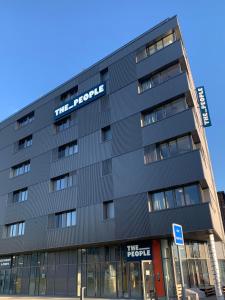 The People Caen, Caen (tarifs actualisés, 2025)