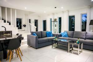 Sunset Hill - Aquamarine Pool Villa, Ulu Melaka (updated prices 2024)