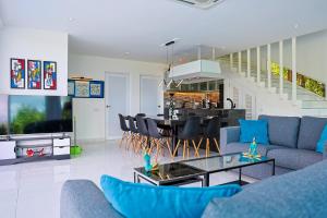 Sunset Hill Villas - Aquamarine Pool Villa, Ulu Melaka (updated prices ...