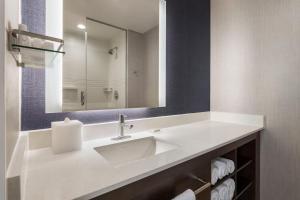 Residence Inn by Marriott New York JFK Airport, Queens (updated prices ...