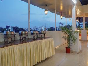 Townhouse Oak Orchard Hotel, Pune (updated prices 2024)