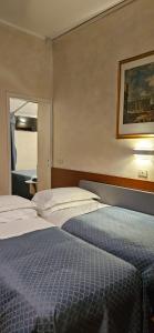 Hotel Julia, Rome (updated prices 2025)