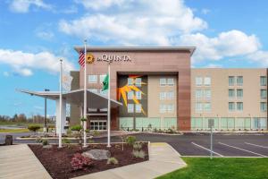 La Quinta Inn & Suites by Wyndham Centralia, Centralia (updated prices ...