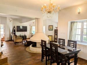 Bohemian Hideaway - Vintage Vibe 3BHK Villa, Kodaikānāl (updated prices ...