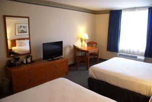 Country Inn & Suites by Radisson, Lansing, MI, Lansing (updated prices ...