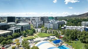 Meriton Suites Canberra, Canberra (updated prices 2025)