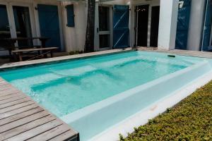 Djis Tjil, Paternoster (updated prices 2025)