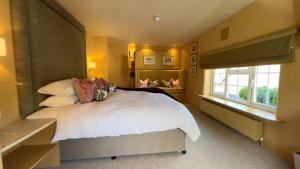 The Bittescombe Inn, Upton (updated prices 2025)