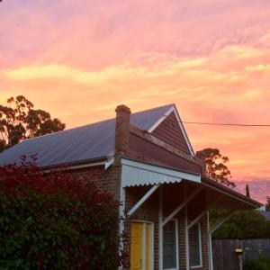 Bundanoon Bijou Southern Highlands Accommodation, Bundanoon (updated ...