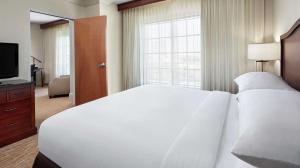 DoubleTree by Hilton Sunrise - Sawgrass Mills, Sunrise (updated prices ...