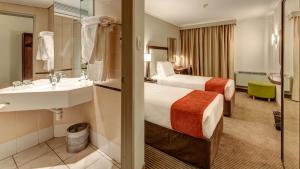 StayEasy Eastgate, Johannesburg (updated prices 2025)