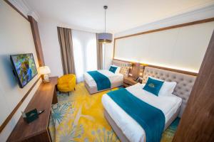 Grand Hotel Belushi, Boge (updated prices 2025)