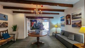 The Blue Peter Hotel, Bloubergstrand (updated prices 2025)