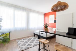 ECLA Paris Massy Palaiseau, Palaiseau (updated prices 2025)