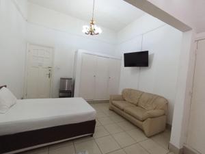 Pensao Martins, Maputo (updated prices 2025)