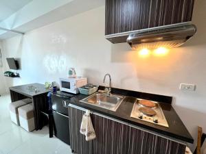 Persimmon Studio B, Carreta (updated prices 2026)