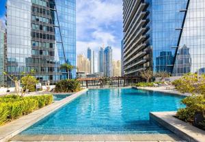Panoramic 1BR Stunning Marina Views Near JBR Beach by Maxx Value Homes, Dubai (updated prices 2025)
