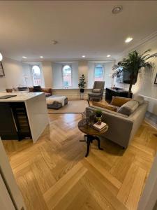 The Bank, Cardiff (updated prices 2025)