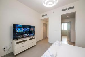 3 Bedrooms Forte tower 1- Downtown Skylight, Dubai (updated prices 2025)
