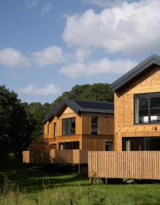 The Mole Resort - Lodges, Chittlehamholt (updated prices 2024)