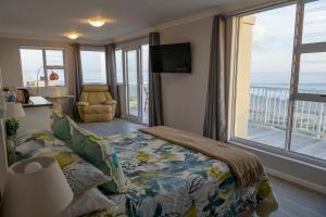 House 12 Beach Club, Hermanus (updated prices 2025)