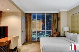 MGM Signature-18-701 1Br2Ba Strip View Balcony, Las Vegas (updated prices 2025)