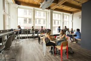 HI Chicago Hostel, Chicago