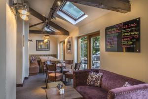 The Old Bridge Inn, Holmfirth, West Yorkshire - The Coaching Inn Group ...