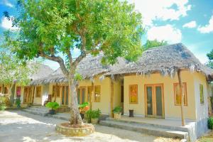 Mulia Bungalows, Nembrala (updated prices 2025)