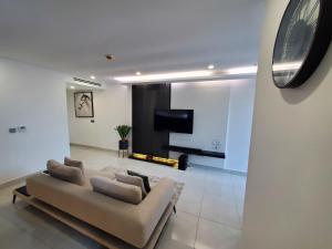 Kass Towers, Accra (updated prices 2025)