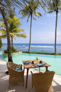 Semaya Beach Resort, Nusa Penida (updated prices 2025)