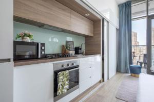 Frank Porter - Studio One, दुबई की (2026 के लिए अपडेट हुई कीमत)