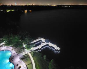Sunshine Oasis - Orlando Lakefront Luxury, Orlando (updated prices 2025)