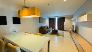 The H Tower Rasuna Suites Kuningan Jakarta By Villaloka, Jakarta ...